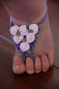 Tutorial sandalias pies descalzos - ManualidadesBlog.com